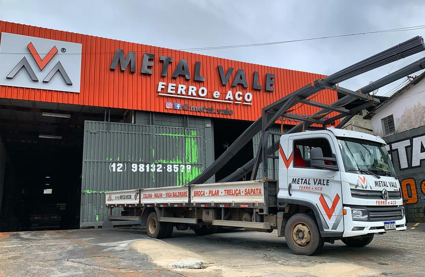 Quem Somos - Metal Vale Ferro e Aço